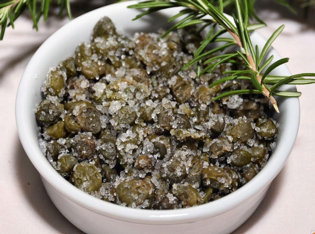 Ode al cappero (...ma che sia di Pantelleria!)